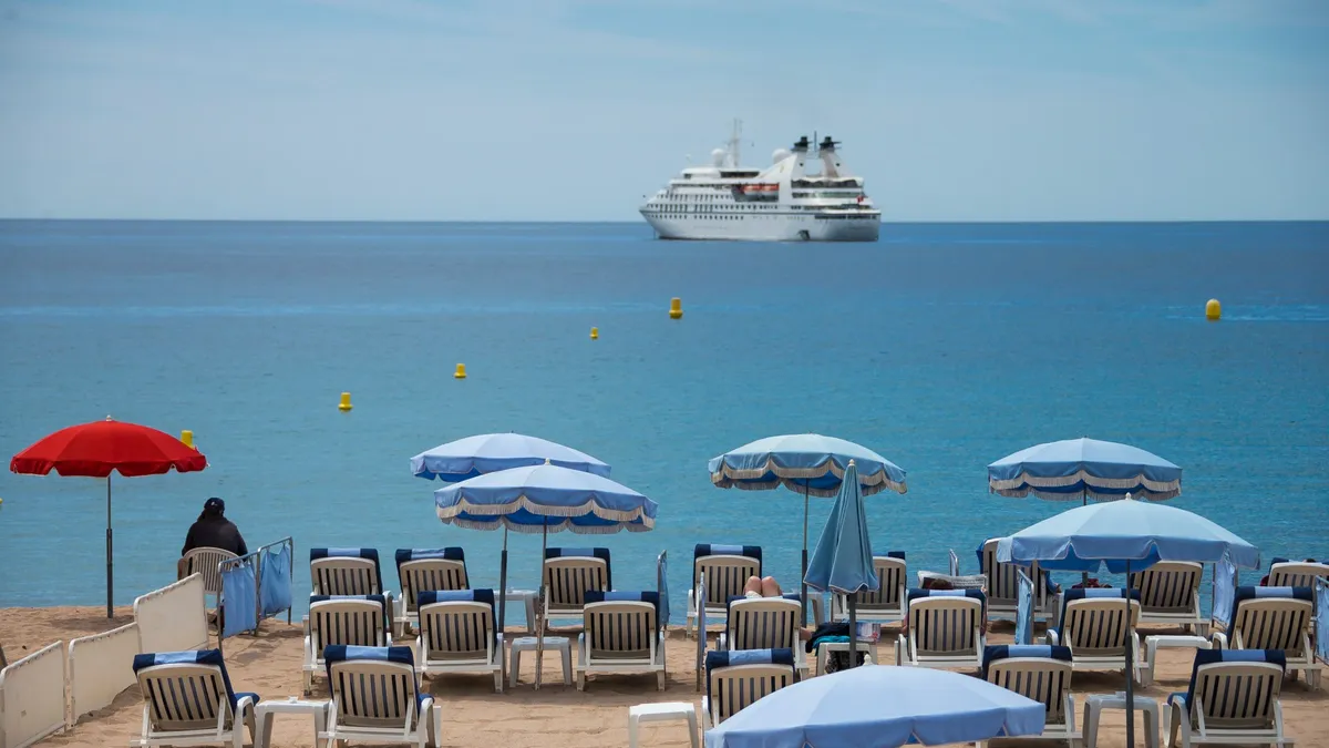 Cannes to Ban Cruise Ships Over 1300 in 2030