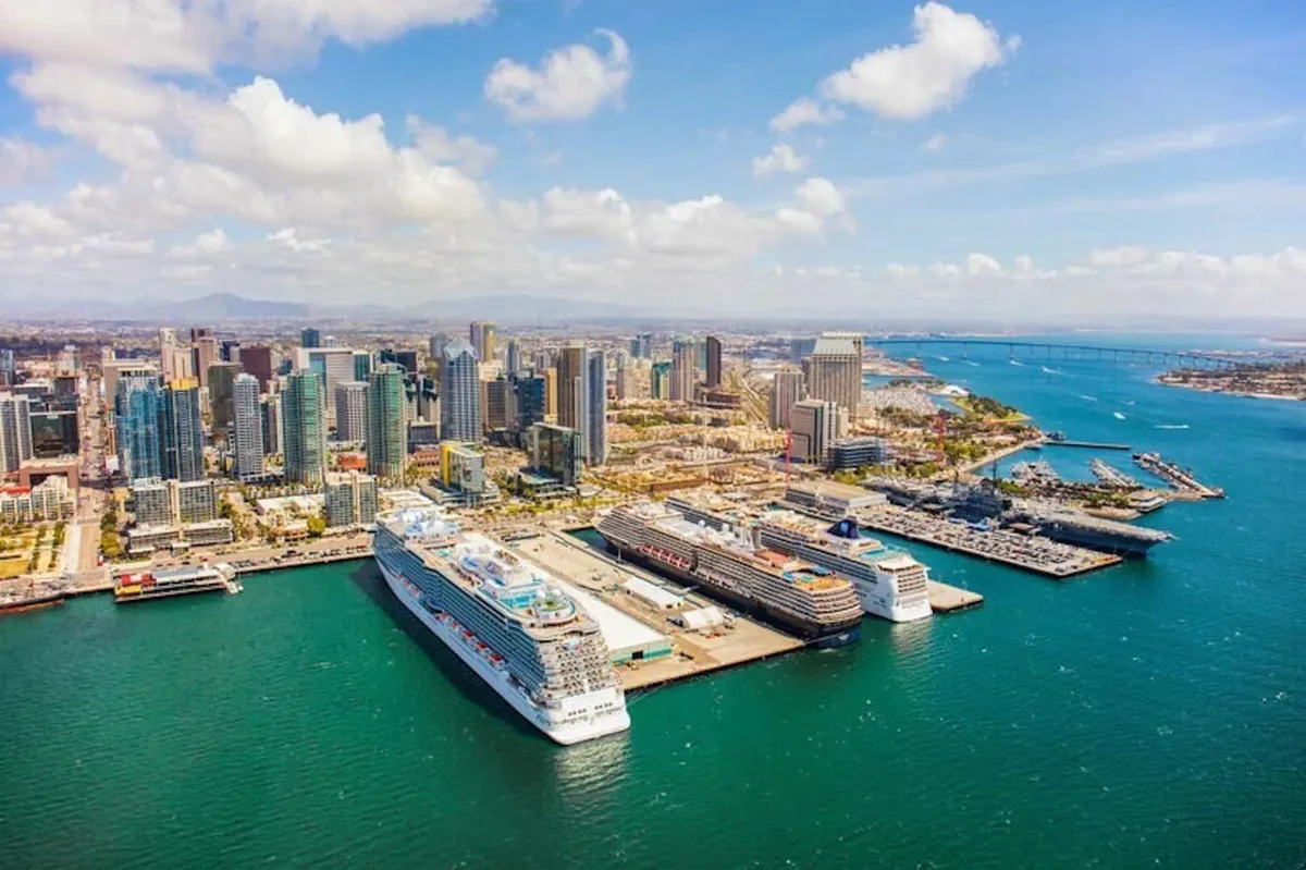 Carnival Opens New Half Moon Cay Pier for Excel-Class Ships